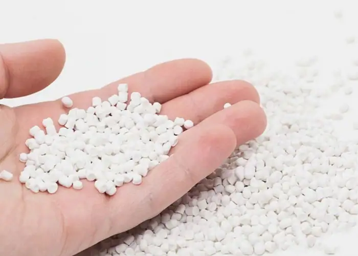 POM Vs PC: Which Plastic Is Better For CNC Machined Parts?